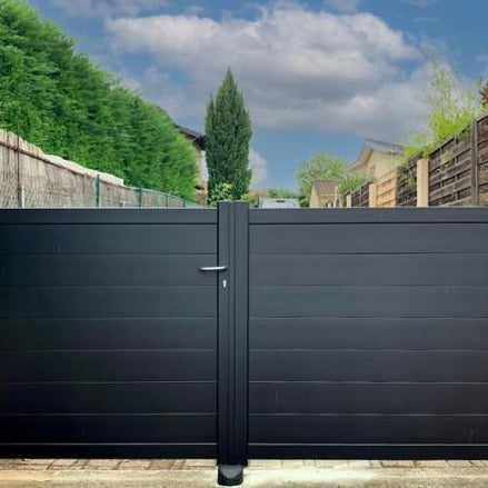 PORTAIL ALUMINIUM FIDJI GAMME OUTREMER KSM – CARÉ HABITAT